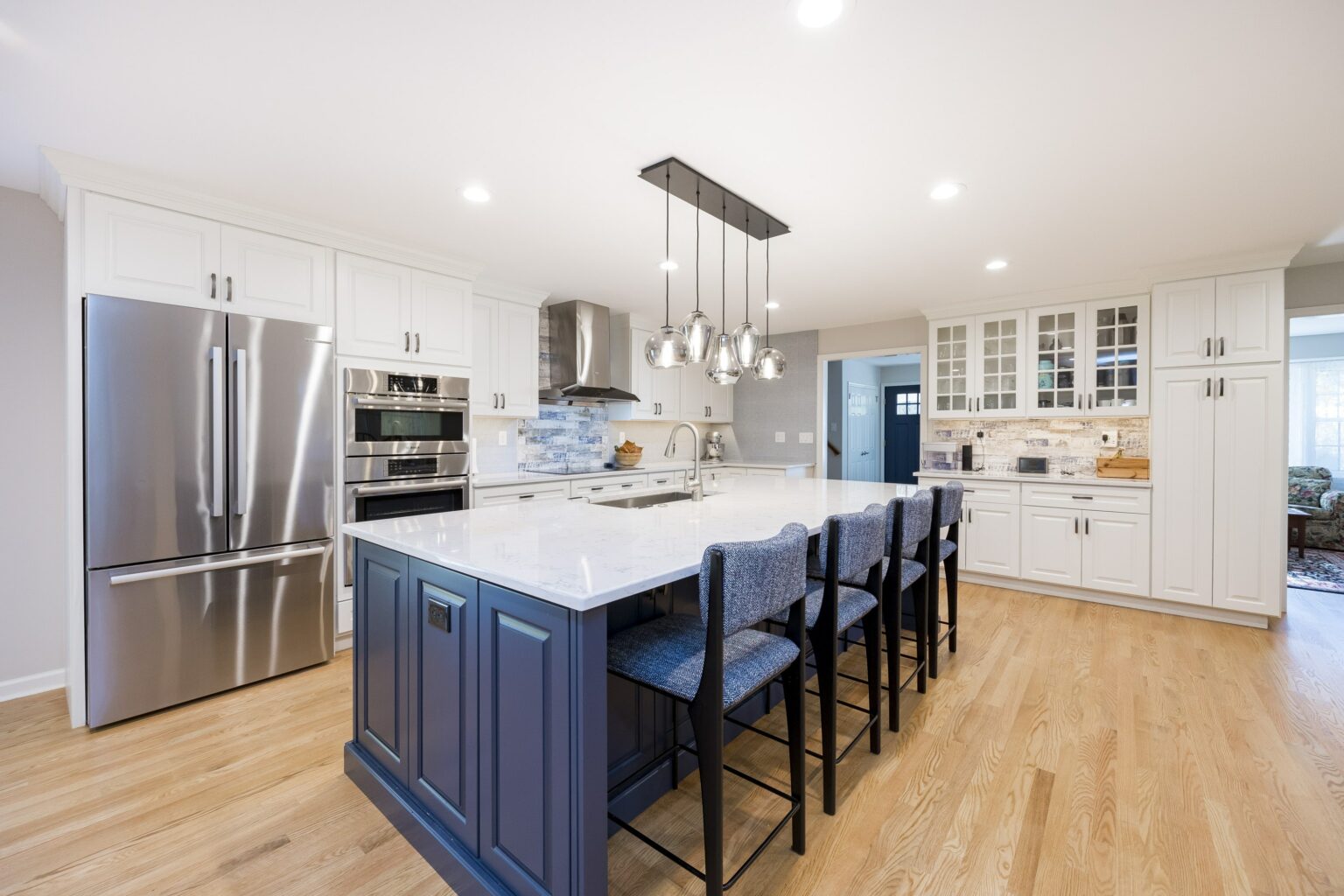 Quartz Countertops Pros and Cons | An Expert's Guide